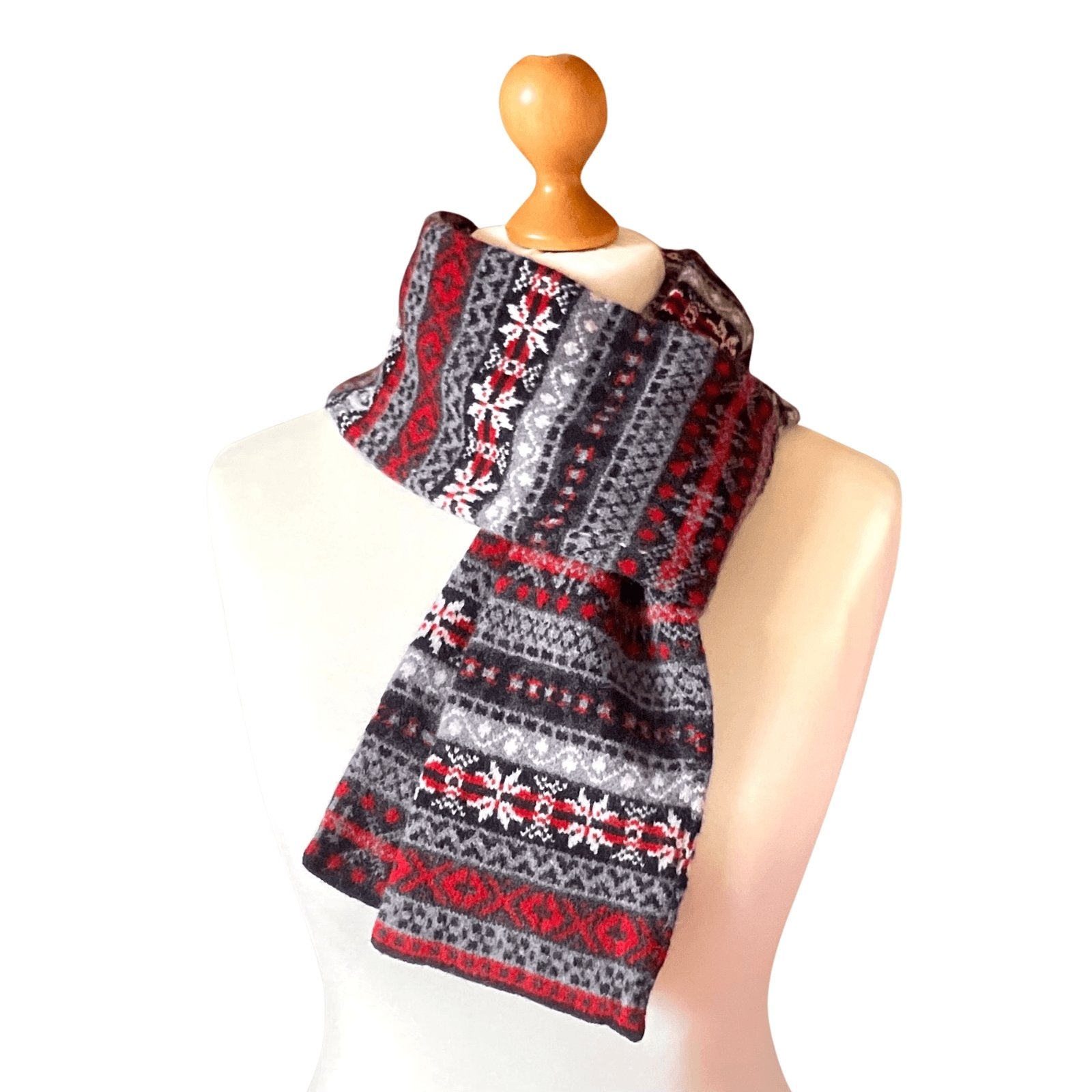 Lambswool Fair Isle Scarf - Red & Navy - Caledonia Lifestyle Peebles